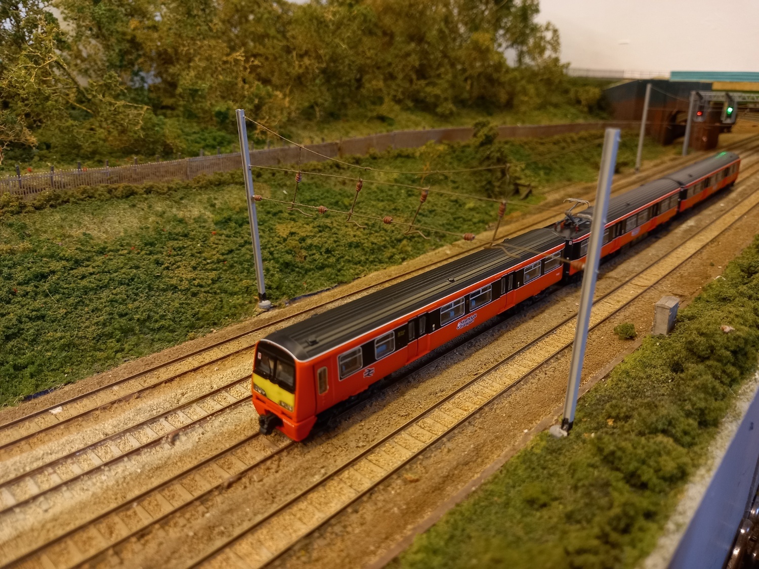 Revolution Class 320 & 321 EMUs in N - Page 27 - Revolution Trains - RMweb