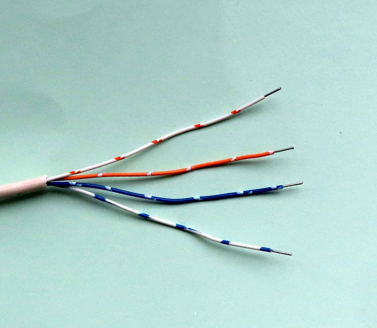 Preventing a potential short circuit. - Electrics (non-DCC) - RMweb