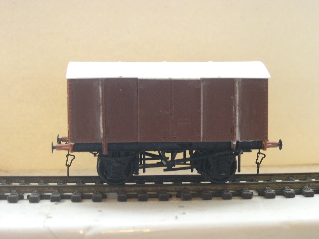 Dapol GUNPOWDER VAN - Dapol - RMweb