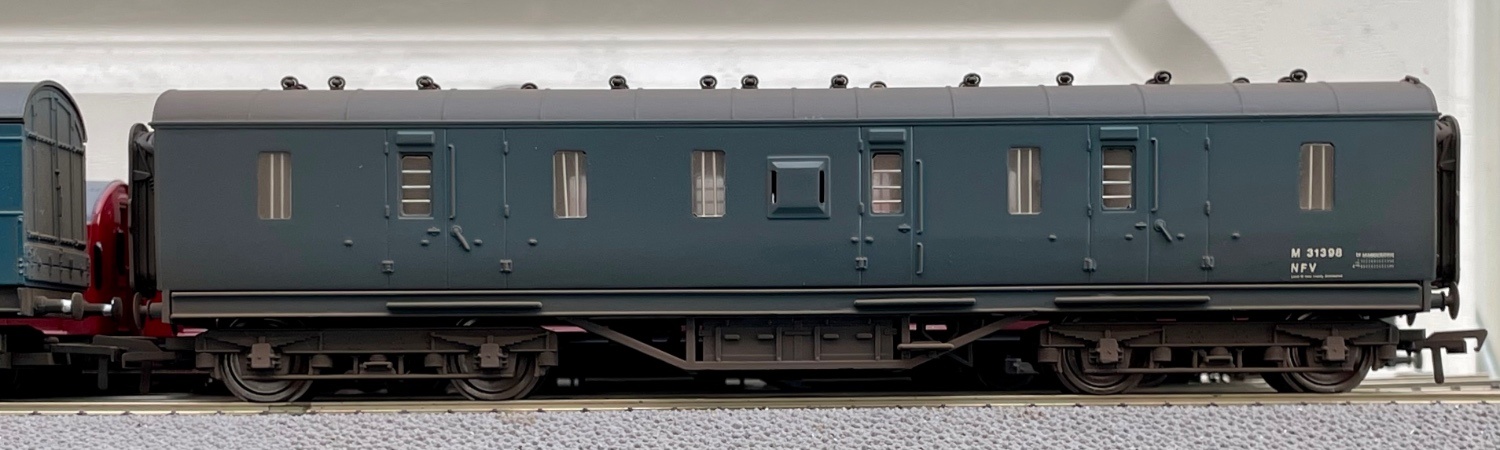BR (LMS) 50’ Parcels Van - Modifying & Detailing RTR stock - RMweb
