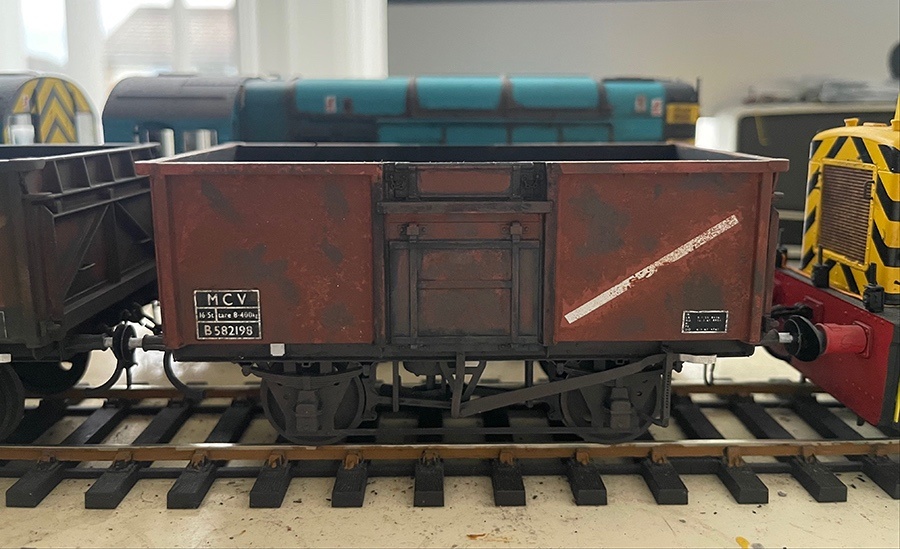 Weathering steel wagons - Modelling Questions, Help and Tips - RMweb