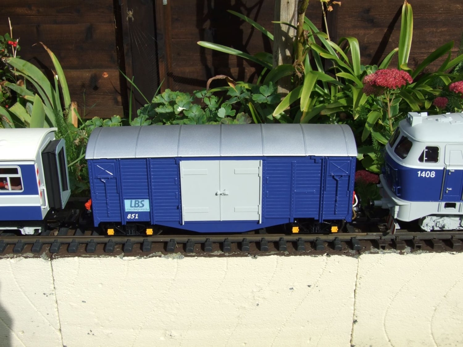 G Gauge German Coaches branded Trains - Narrow Gauge Modelling - RMweb