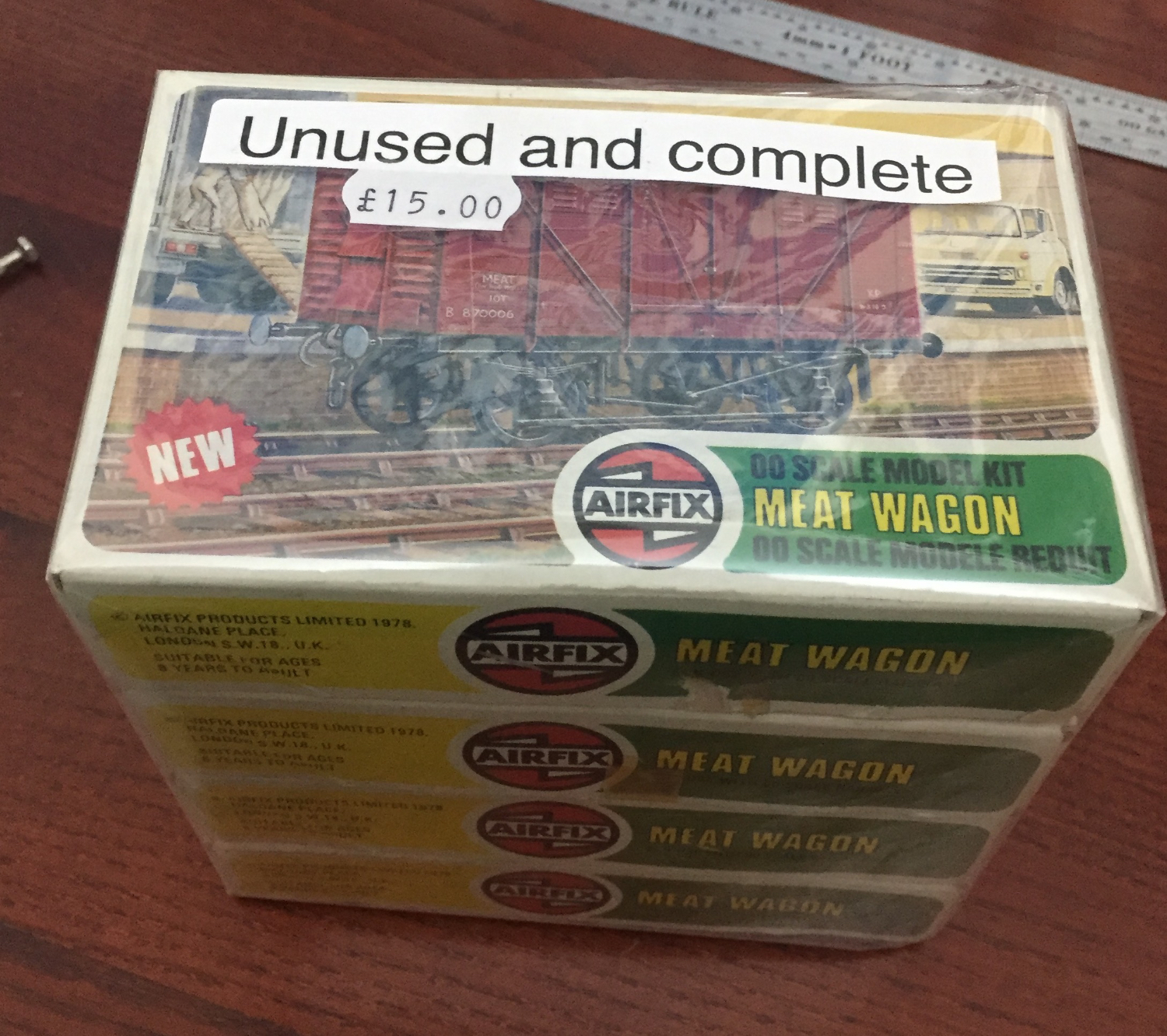 A beginner building 4 x Airfix Meat Vans... - Kitbuilding ...