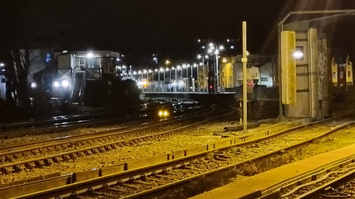 Exiting a depot onto the mainline (Signals?). - Page 2 - Modelling ...
