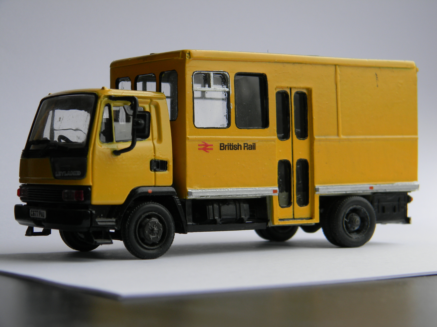 1/43 BR road runner crew van - Road Vehicles - RMweb