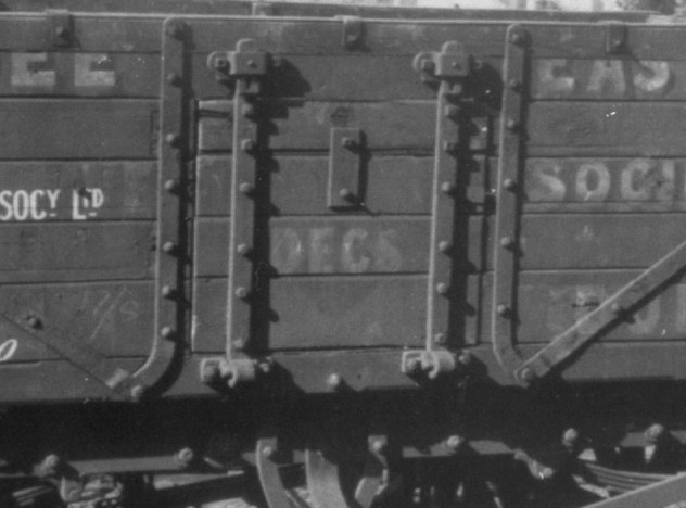 Identifying PO Wagon colour - UK Prototype Questions - RMweb