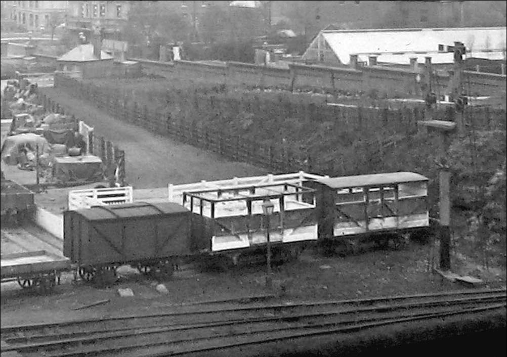More Pre-Grouping Wagons in 4mm - the D299 appreciation thread. - Page ...