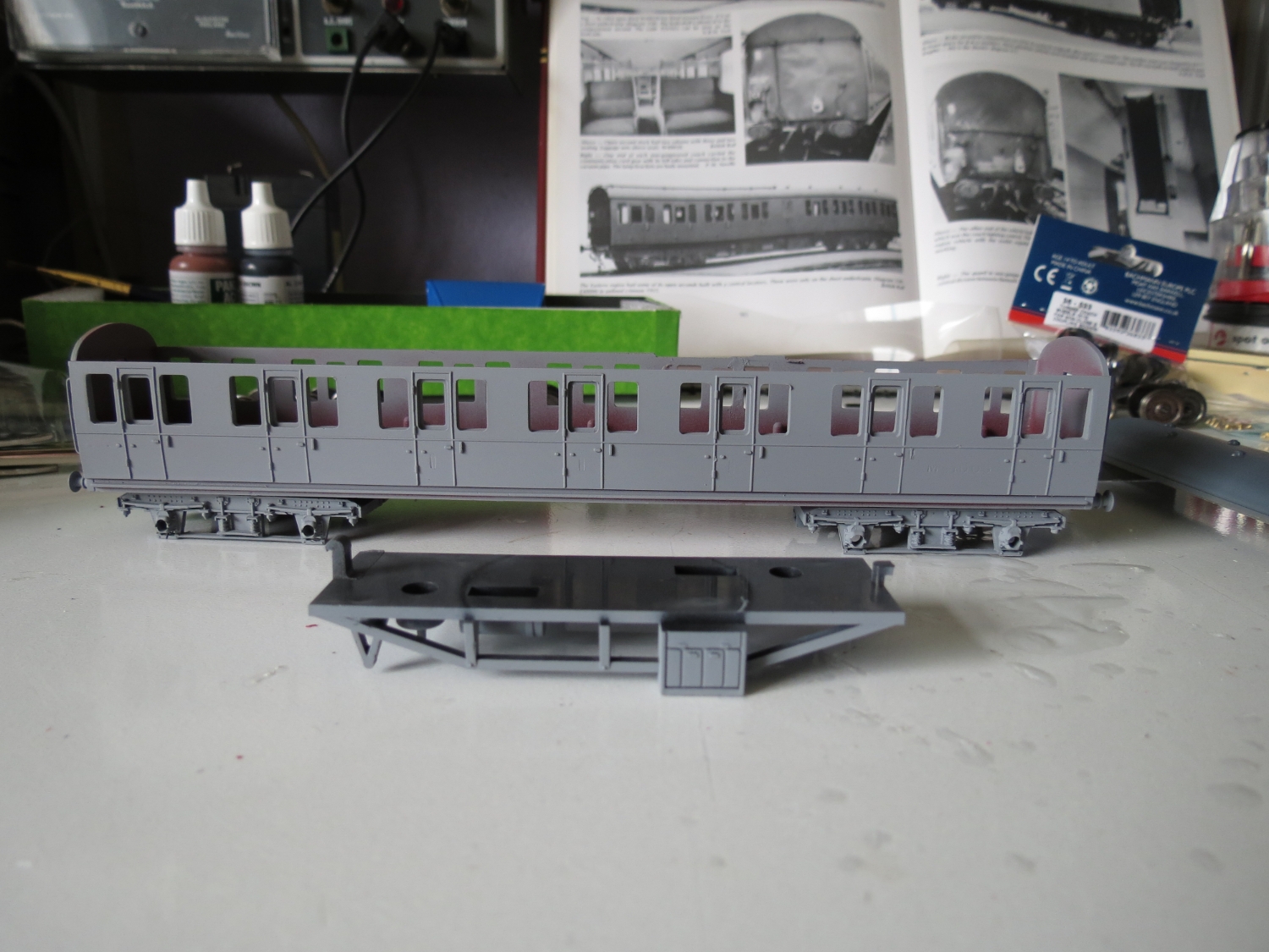 Improving Triang suburban coaches - Modifying & Detailing RTR stock - RMweb