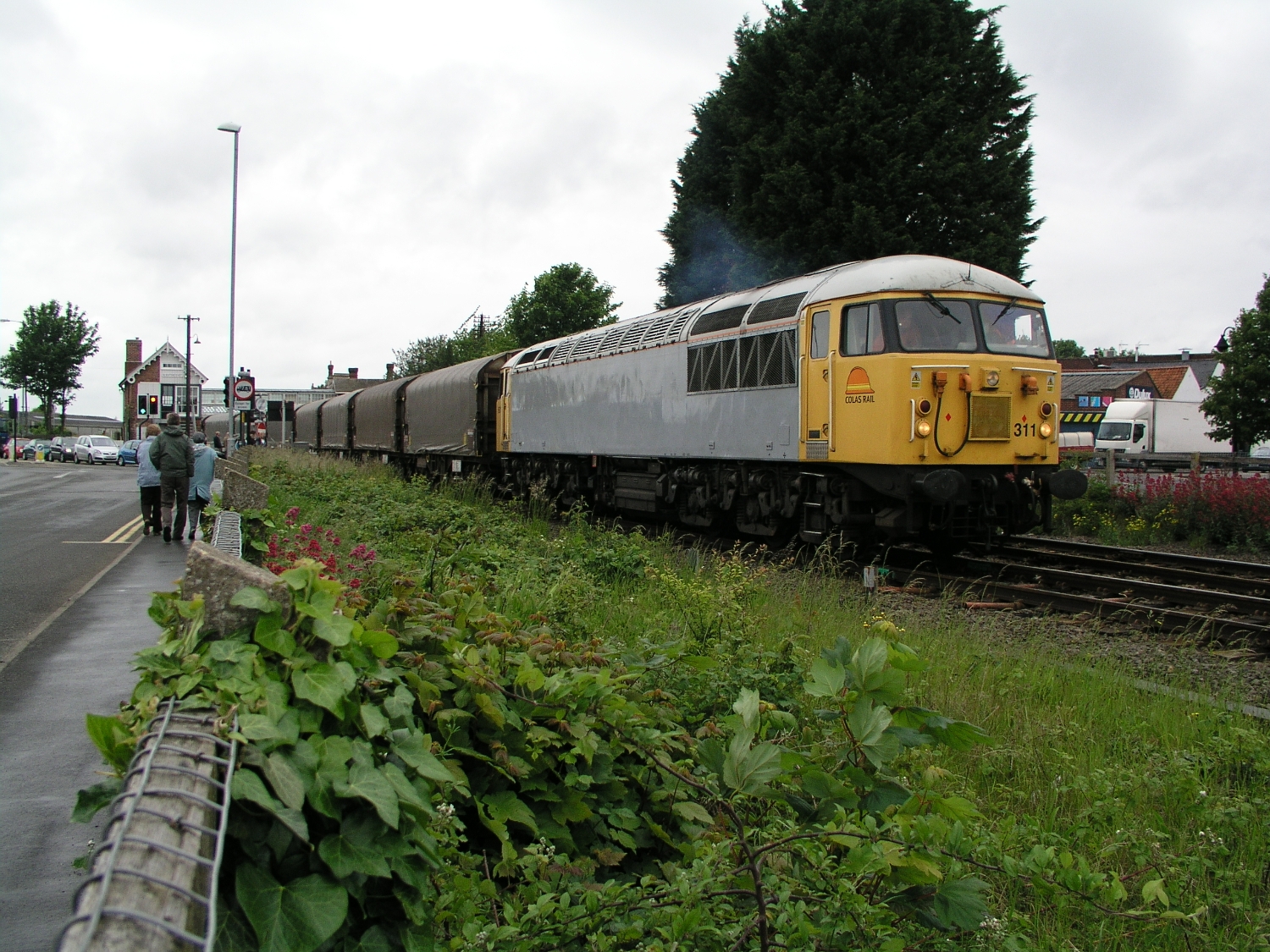 Revolution Trains offers IHA-F Sfhimms wagons in 00 and N - Revolution ...