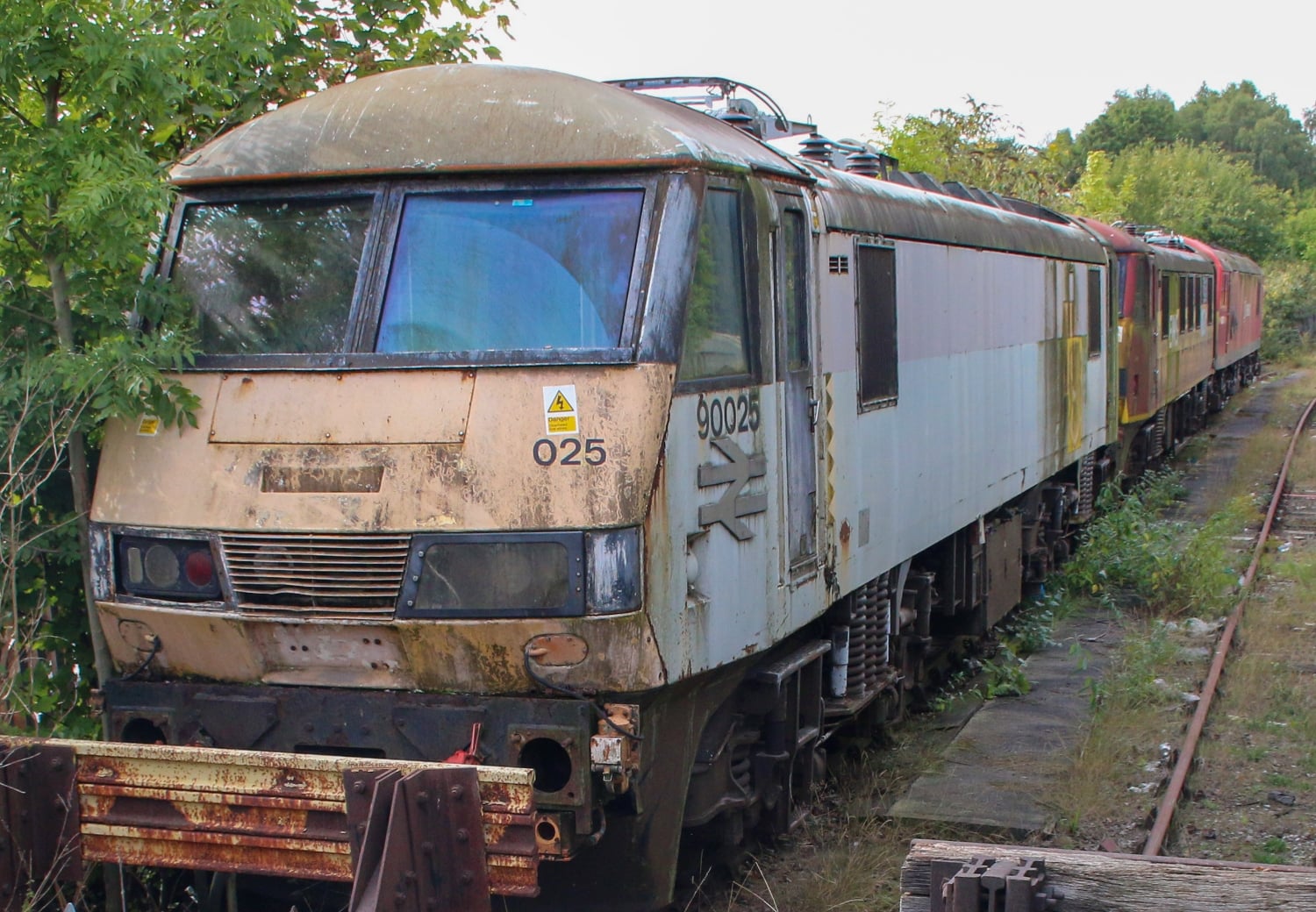 DB class 90 disposals starting - UK Prototype Discussions (not ...