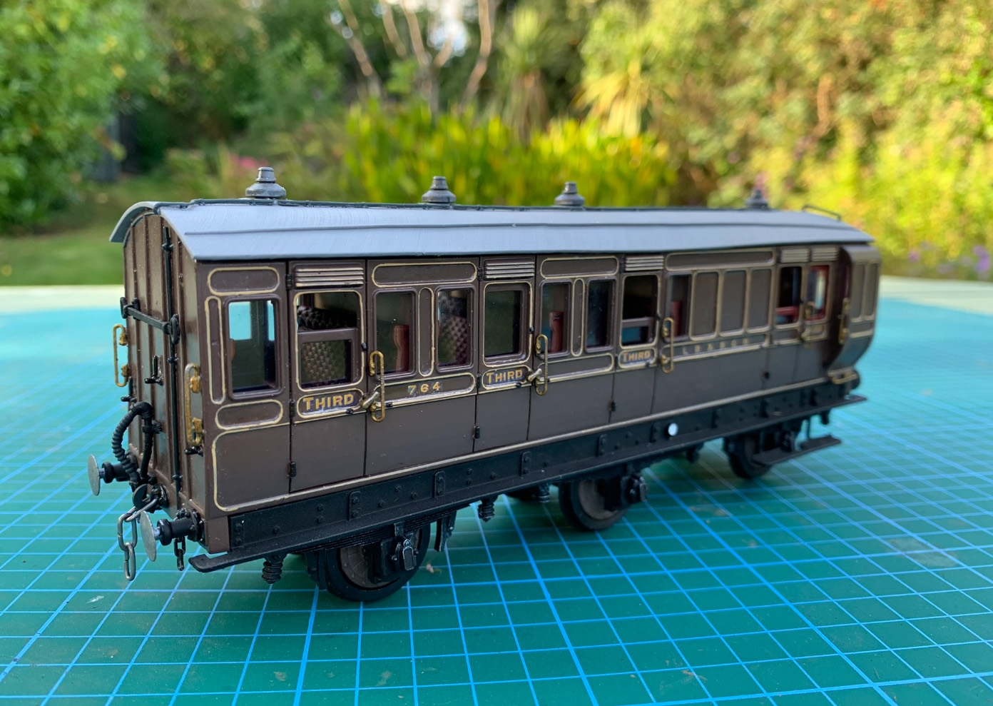 LBSC Billinton 6 wheel coaches in 7mm - Pre-Grouping - Modelling ...