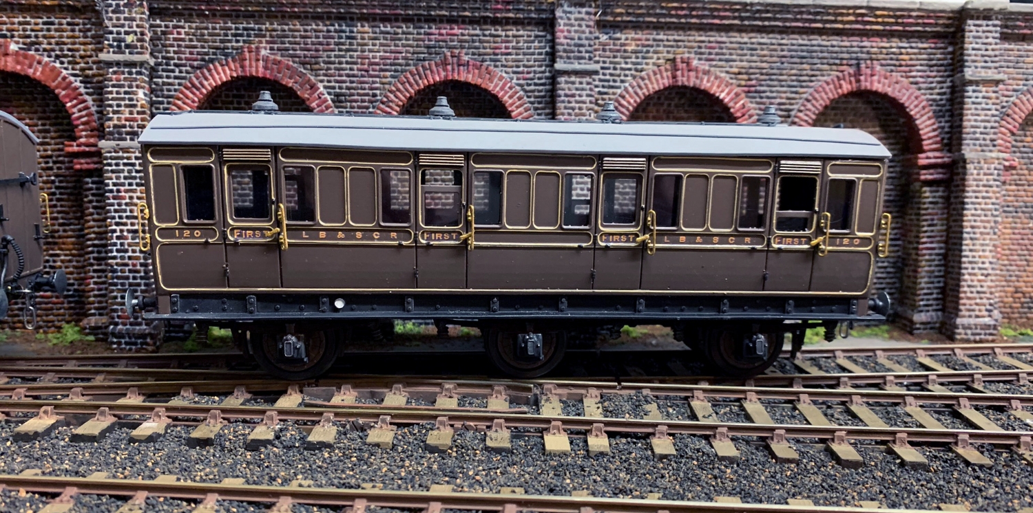 LBSC Billinton 6 wheel coaches in 7mm - Pre-Grouping - Modelling ...
