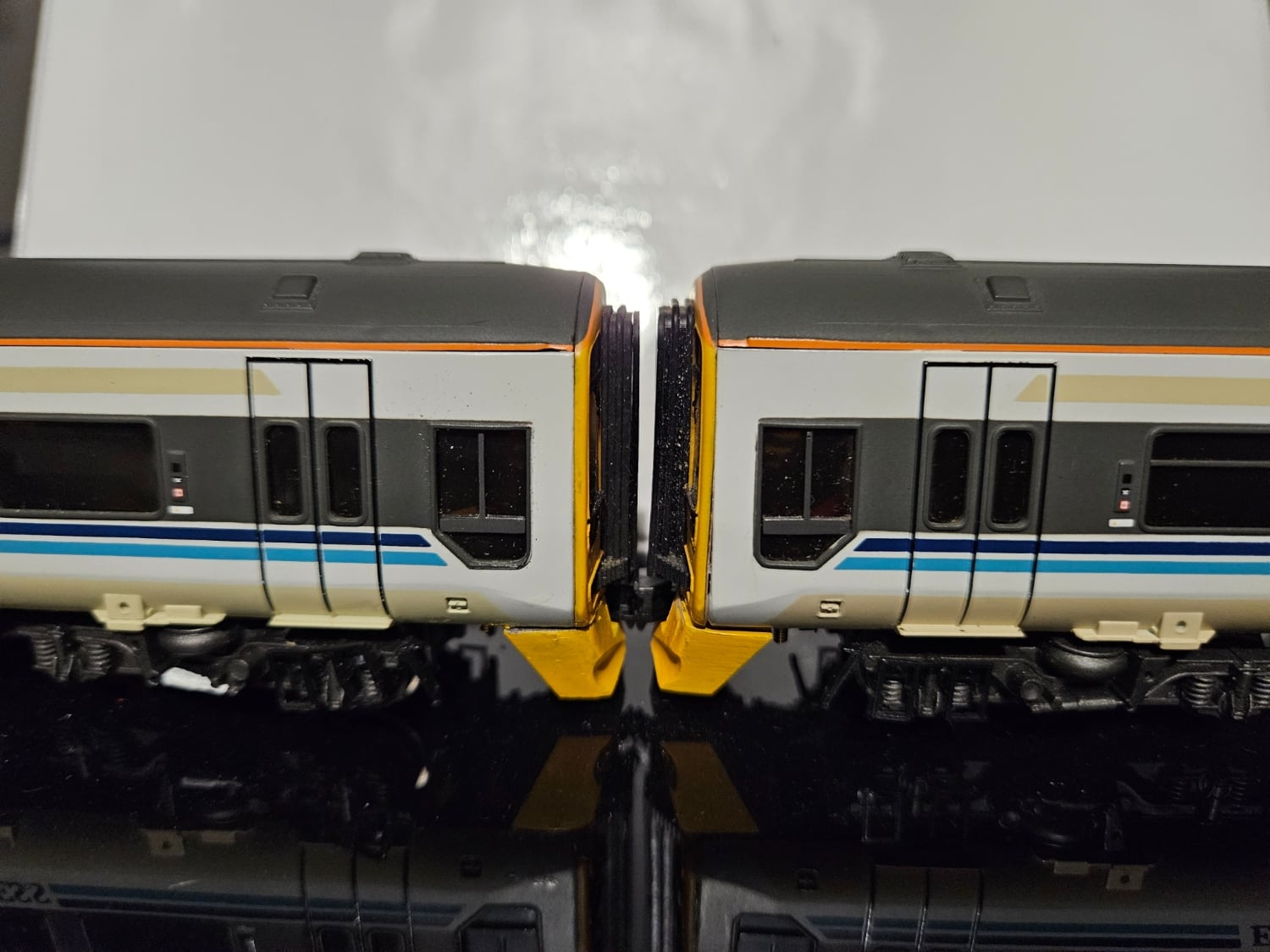 New Bachmann DMUs and BSI Couplings - how can I consist/connect older ...
