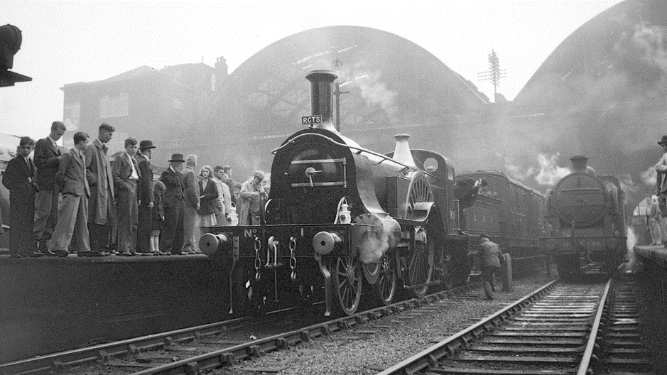 Rapido Stirling Single No.1 (OO) with Sturrock tender - Rapido Trains ...