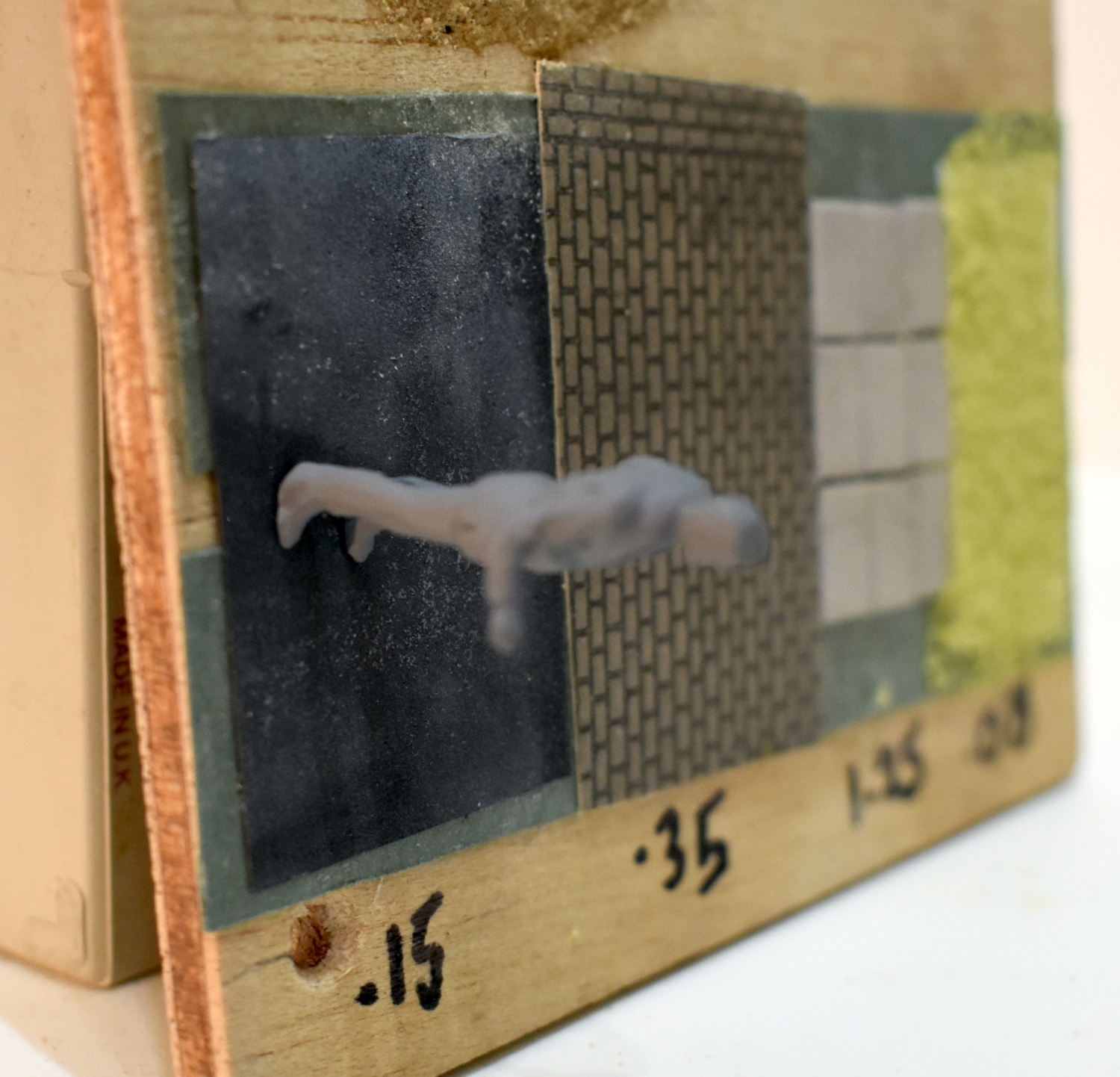 The 1/50 project, experiments with magnetic feet. - Playing with 1/50 ...