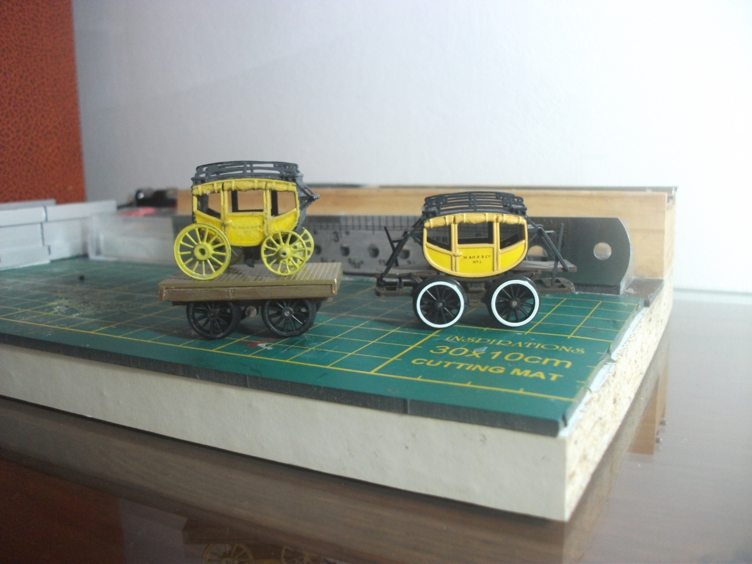 A Bachmann carriage into a stage coach - Modelling the 1840s in HO - RMweb
