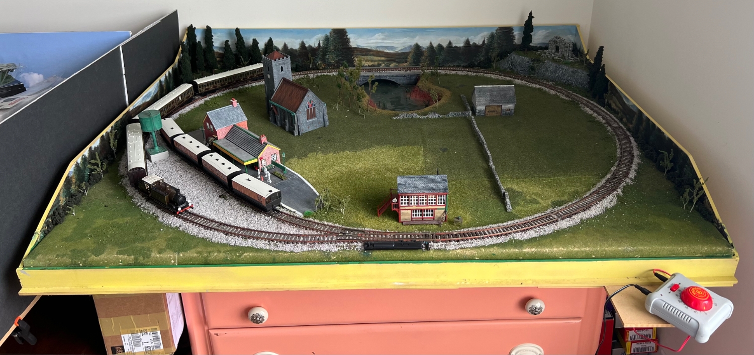 Brightfield - small oval layout - Layout topics - RMweb