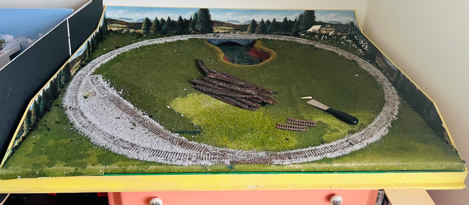 Brightfield - small oval layout - Layout topics - RMweb