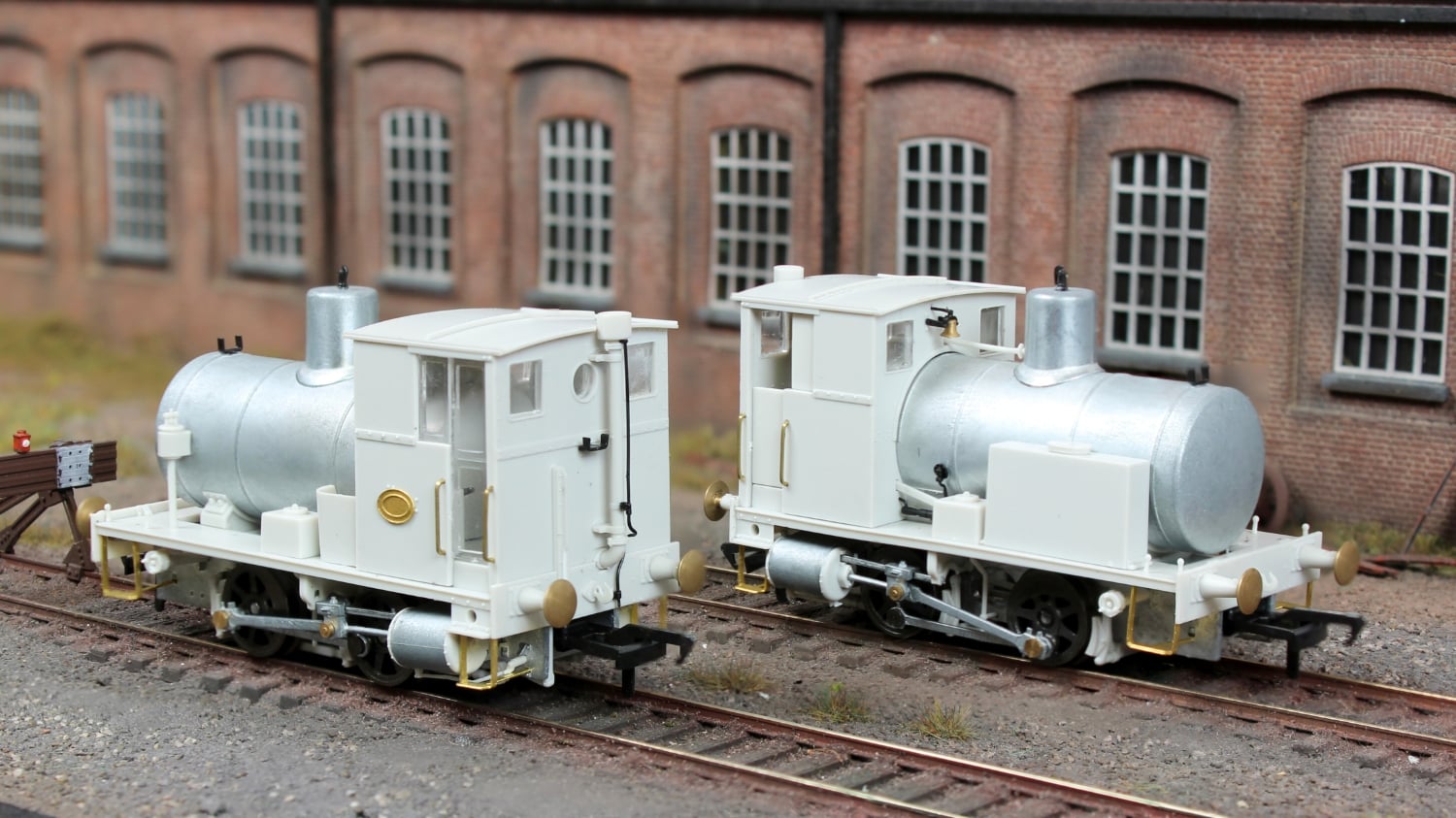 Exclusive BP Fireless loco with Rapido - treat yourself! - Rapido ...