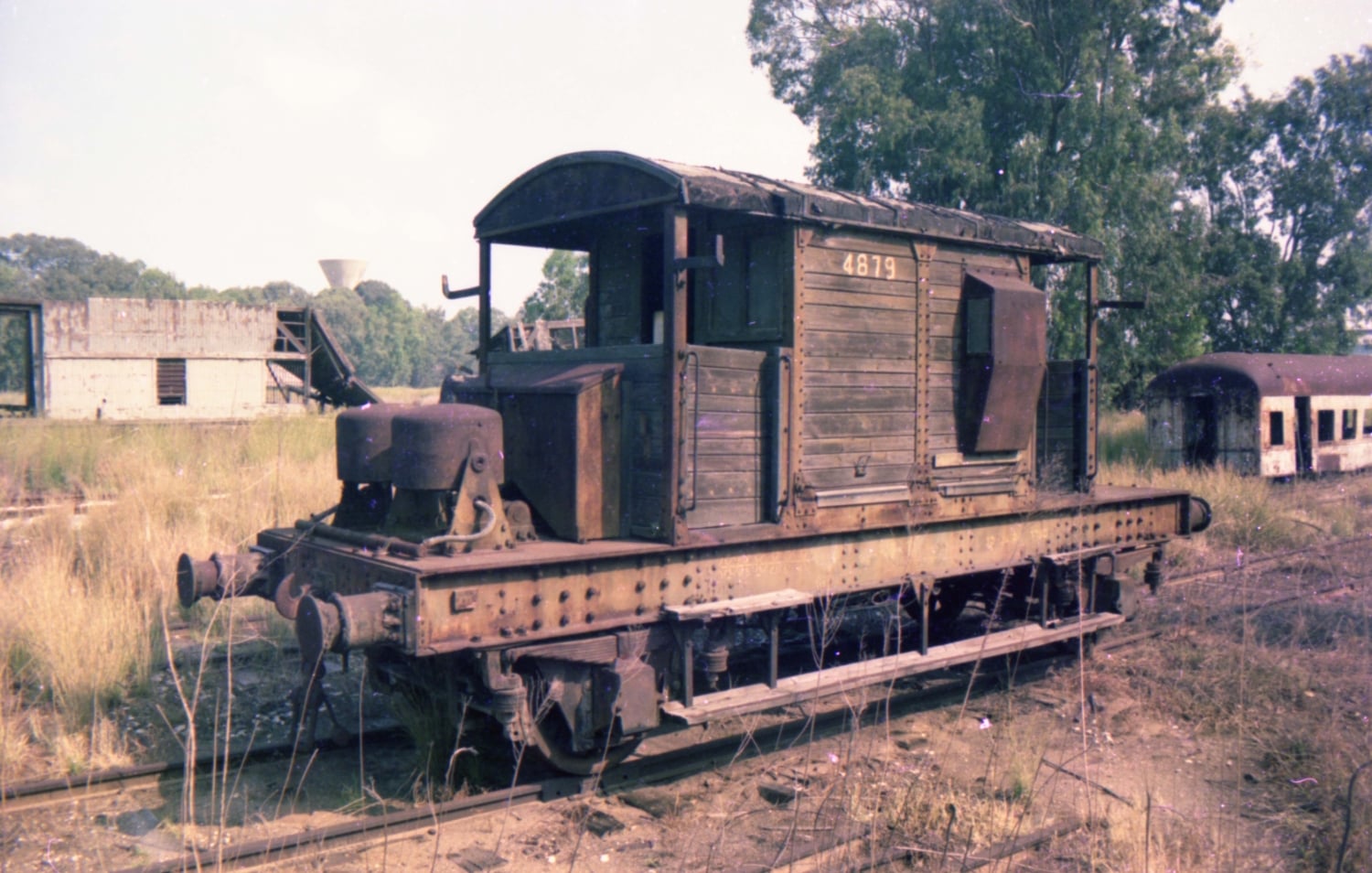 Dapol O Gauge 25t Pillbox Brake Van kitbash to WD/Israel version - 7mm ...