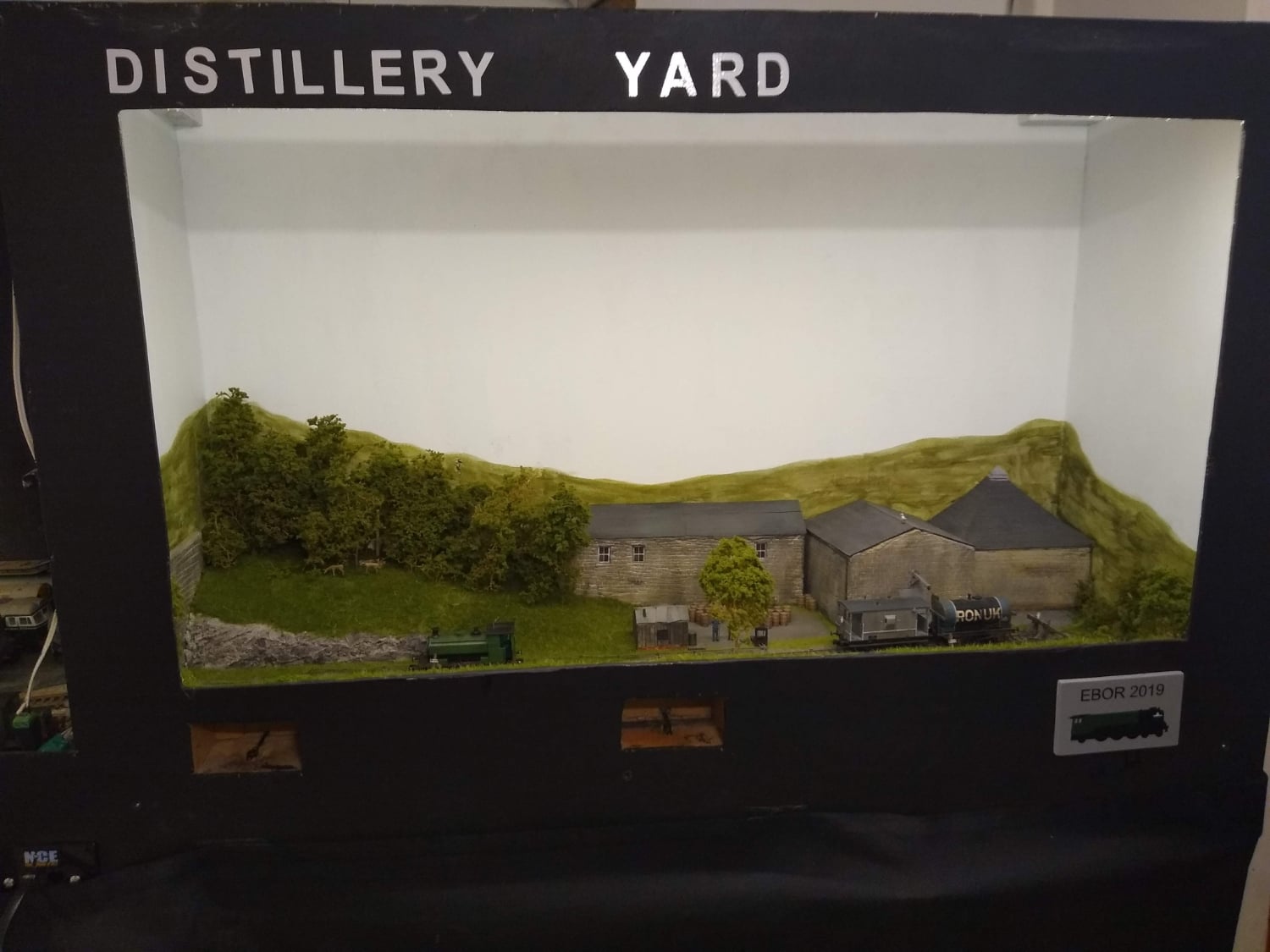 Dailu-ish Distillery Boxfile - Boxfiles, Micro layouts & Dioramas - RMweb