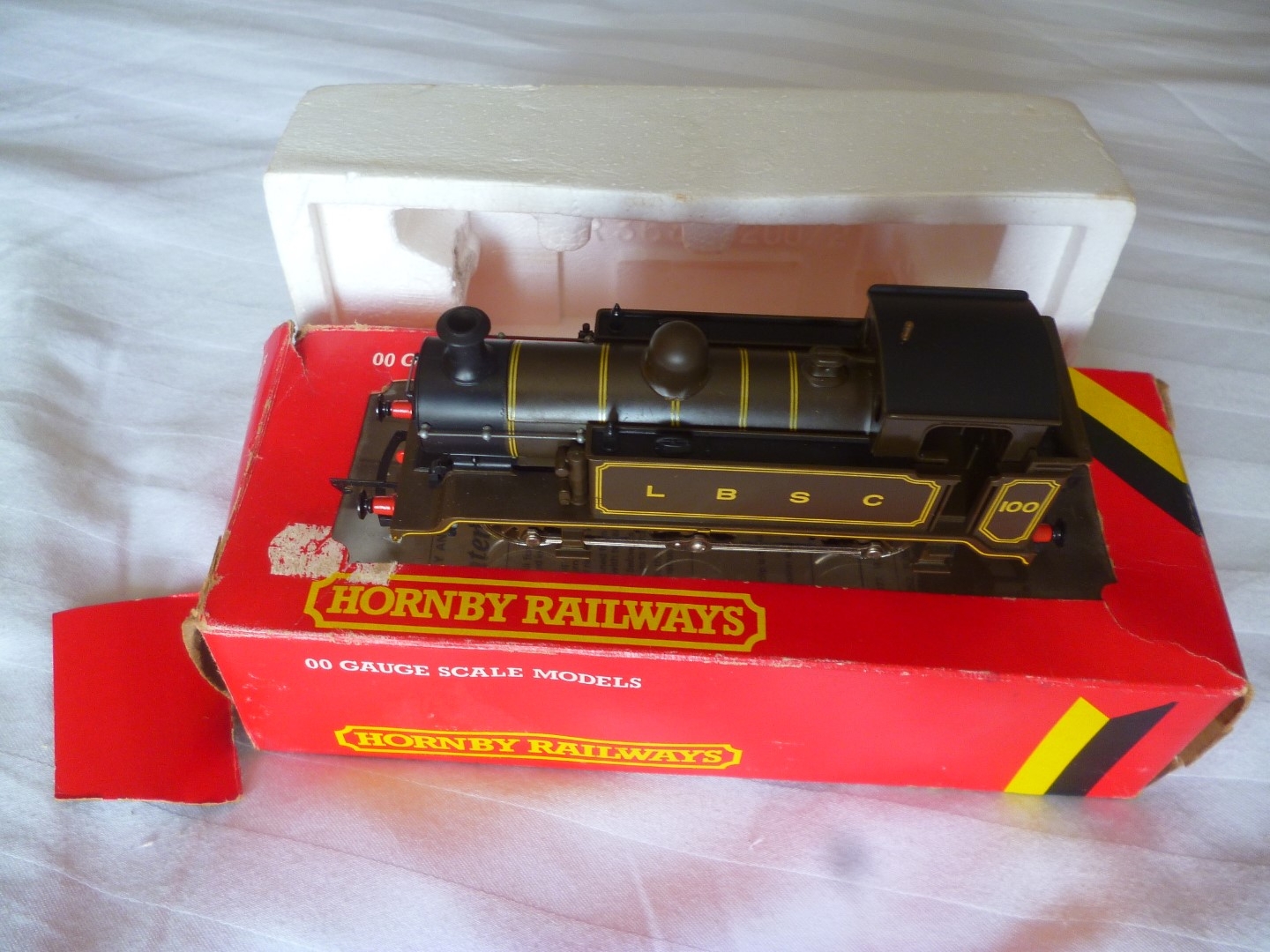 Hornby E2 0-6-0T LBSCR 100 - Marketplace: only Gold & Premium members ...
