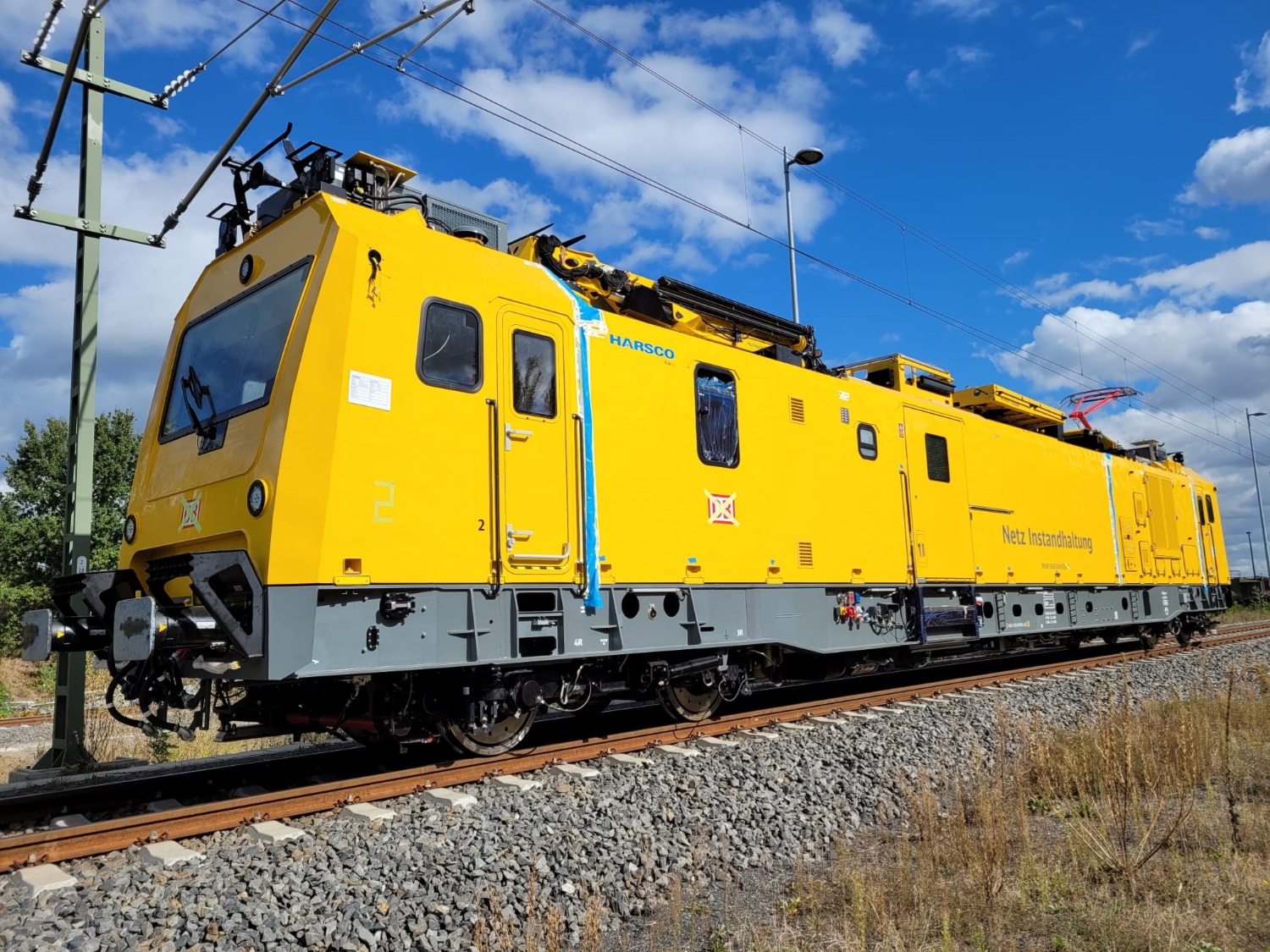 New Deutsche Bahn maintenance vehicle - German Railways 🇩🇪 - RMweb