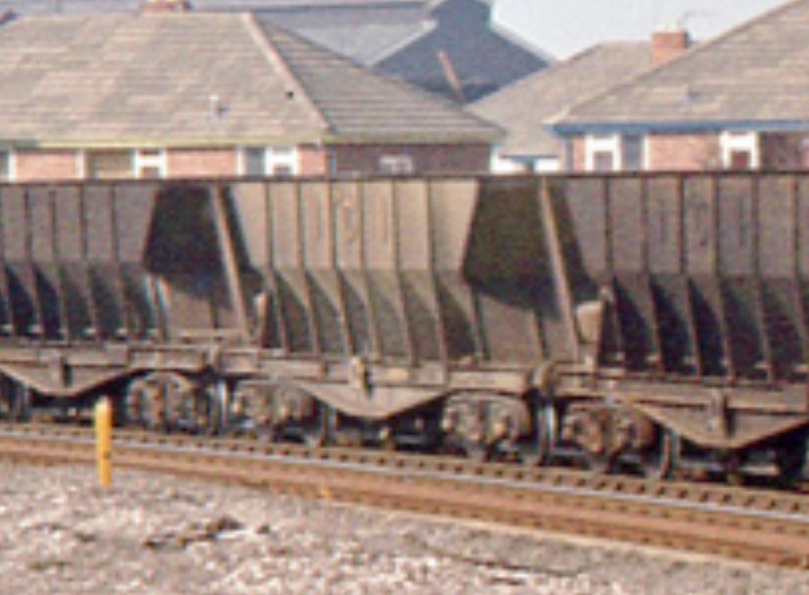 ICI Bogie Limestone Hoppers Return In OO/4mm Gauge!! - Page 4 ...