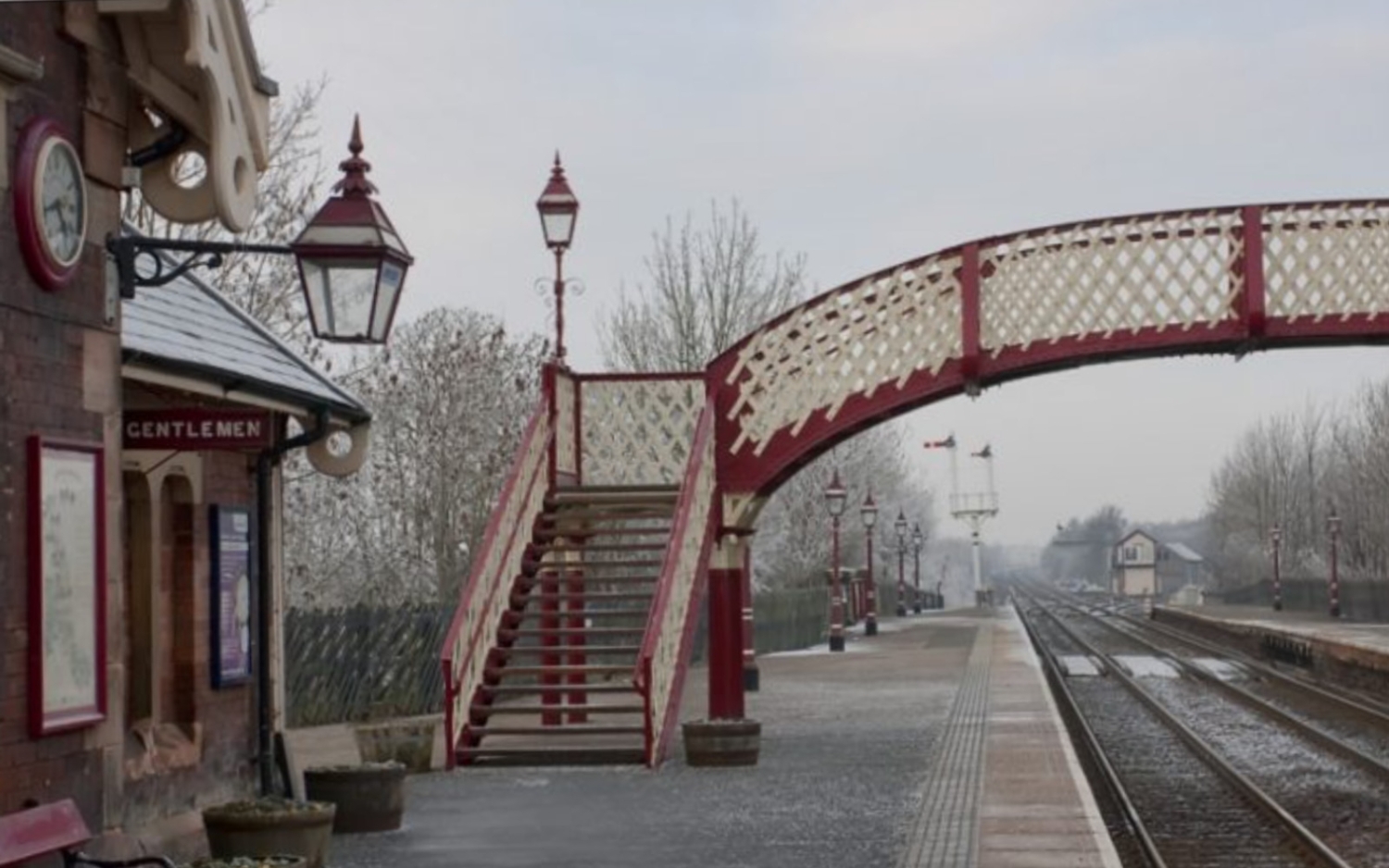 Station Footbridges - Modelling Questions, Help and Tips - RMweb