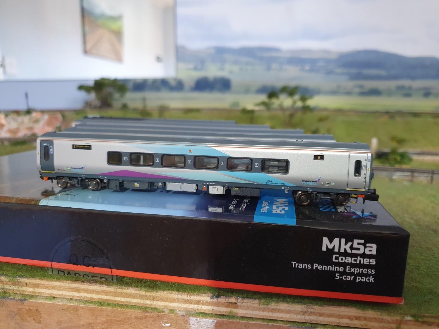 N Scale : RevolutioN Mk5a Trans Pennine Coaches - Marketplace: only ...