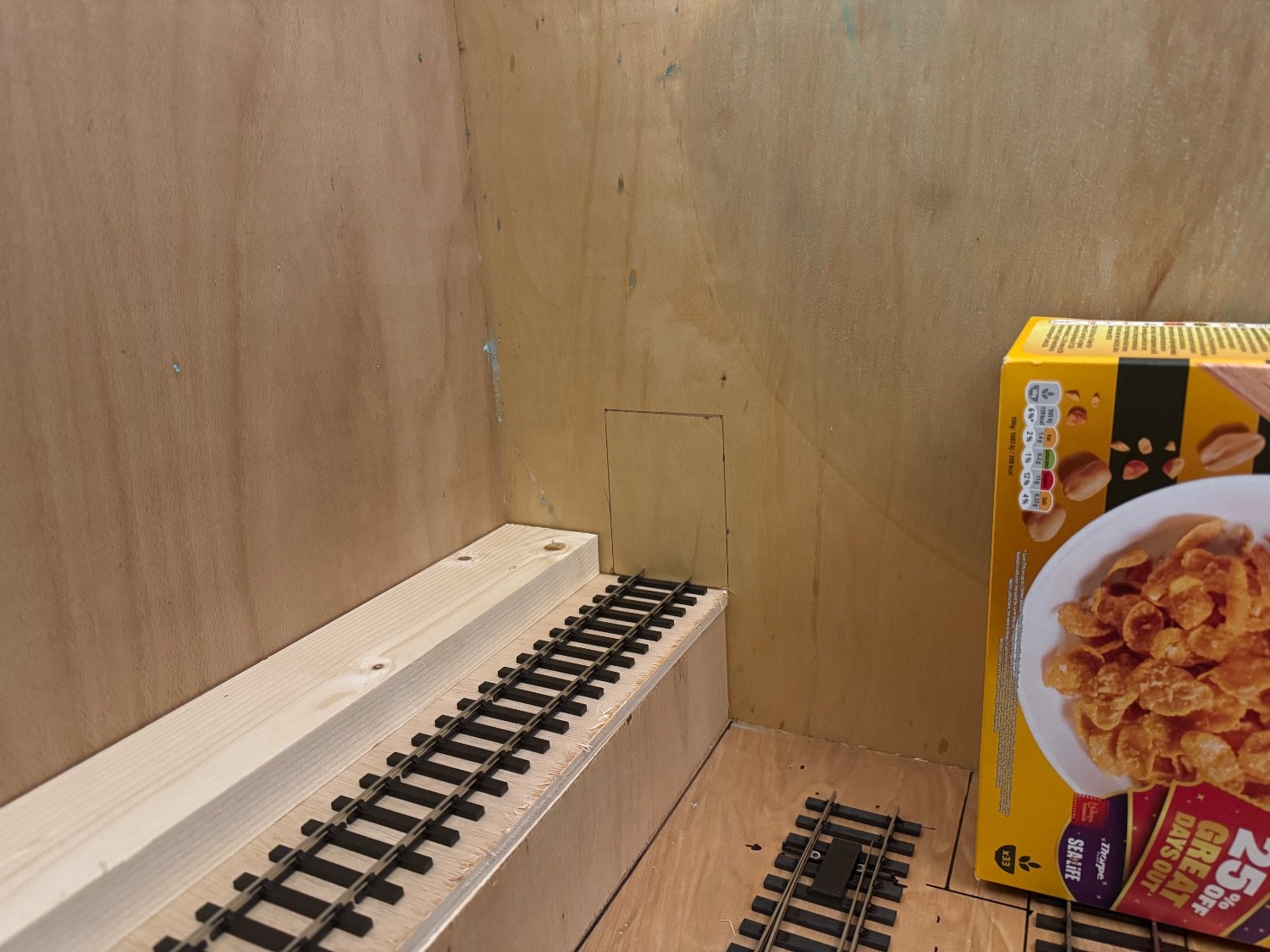 Platform 8: A first layout in 0 gauge - Layout topics - RMweb