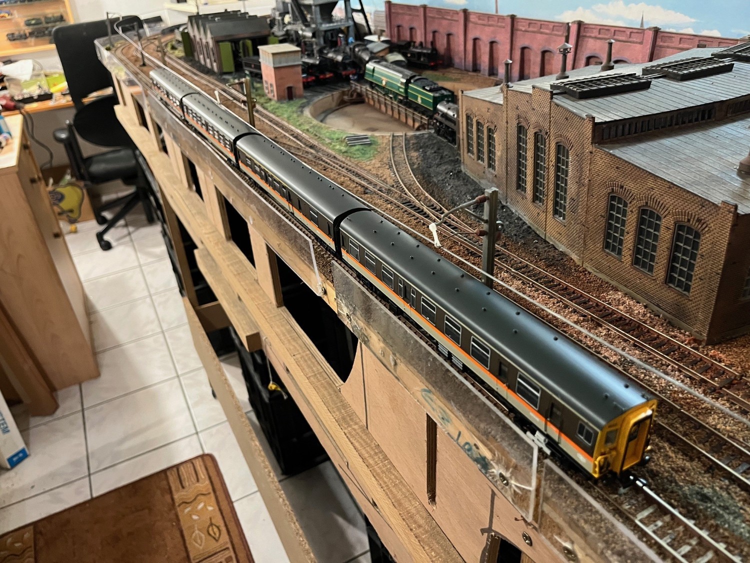 Refurbished class 411 3-CEP 4-CEP (class 422 4-TEP) - Page 2 - Bachmann ...