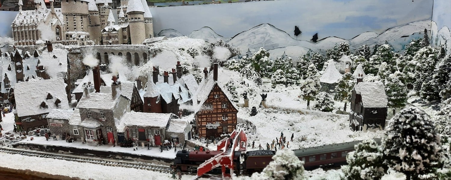 THE Christmas Model Railway Show - Manchester 2024! - Exhibitions - RMweb