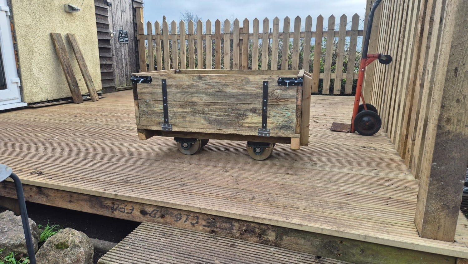 Wagon paint finish - UK Prototype Questions - RMweb