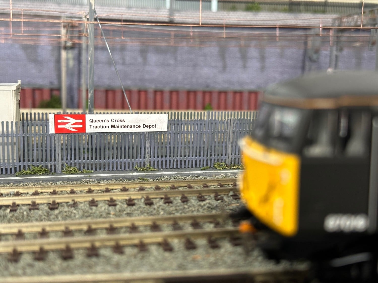 This is Queens Cross - a WCML 00 Gauge modern era layout - Layout ...