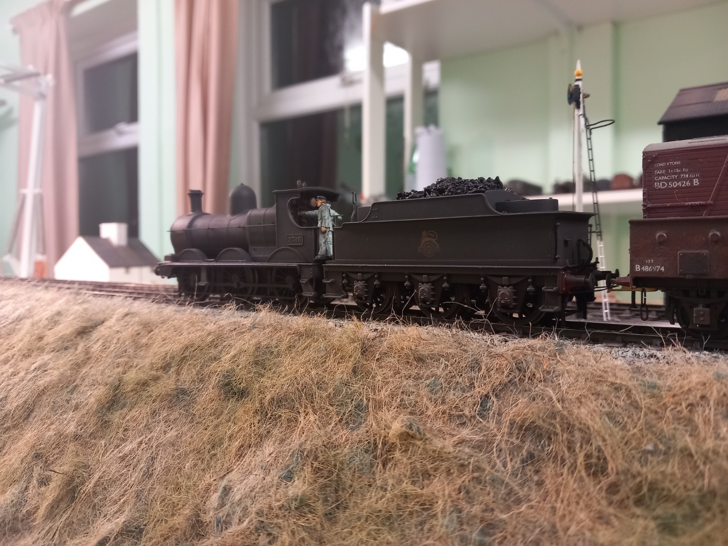 Locos and rolling stock for Caia Road - Airfix Siphon G - Page 4 ...