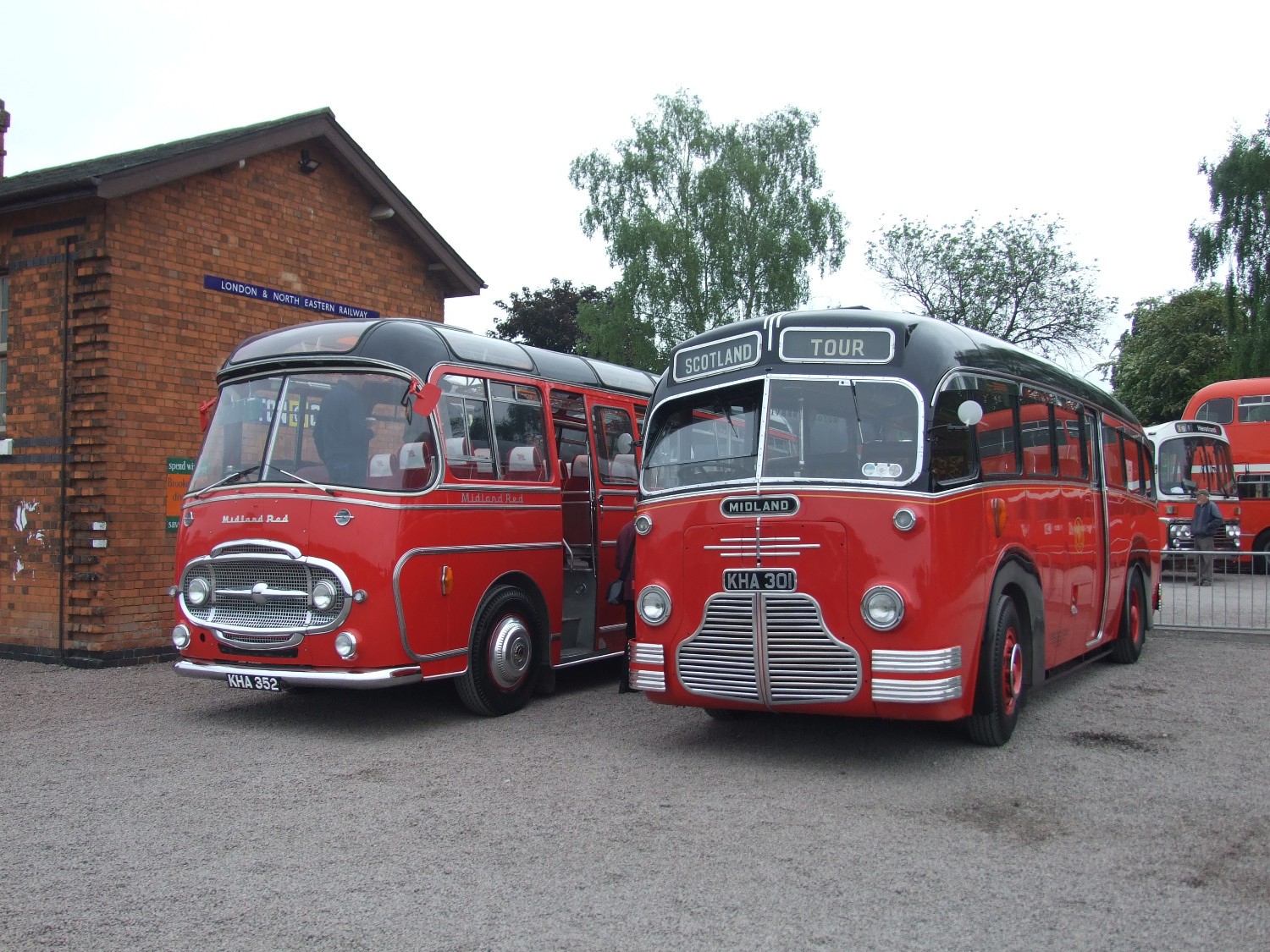 For those interested in old buses (and coaches) - Page 124 ...