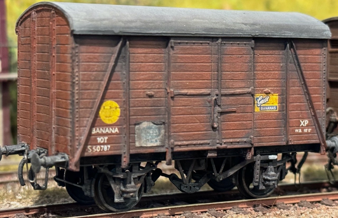 Insulated Container Diagrams - UK Prototype Questions - RMweb