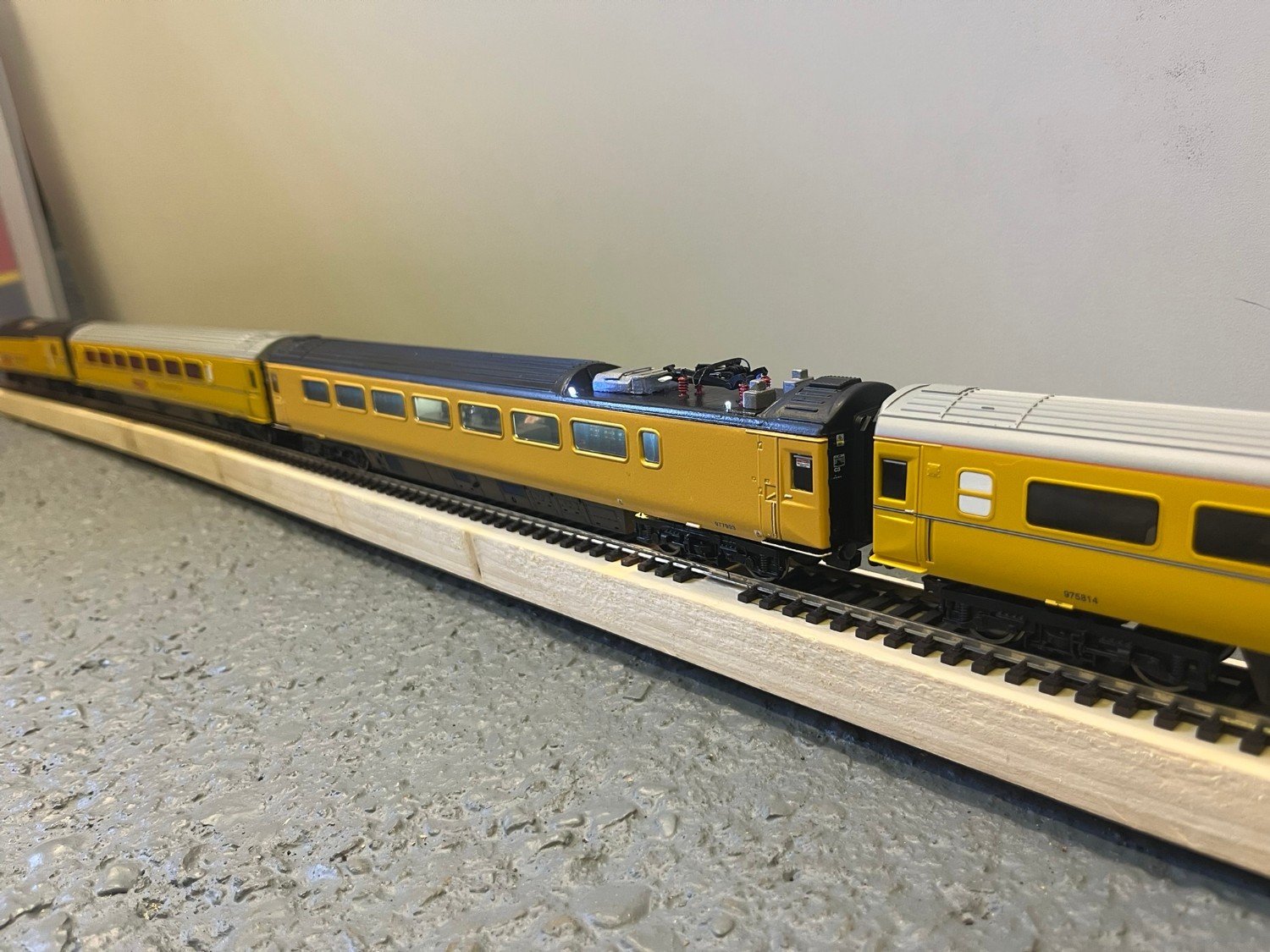 NMT Pantograph - All Done - NMT Pantograph Car Custom - RMweb