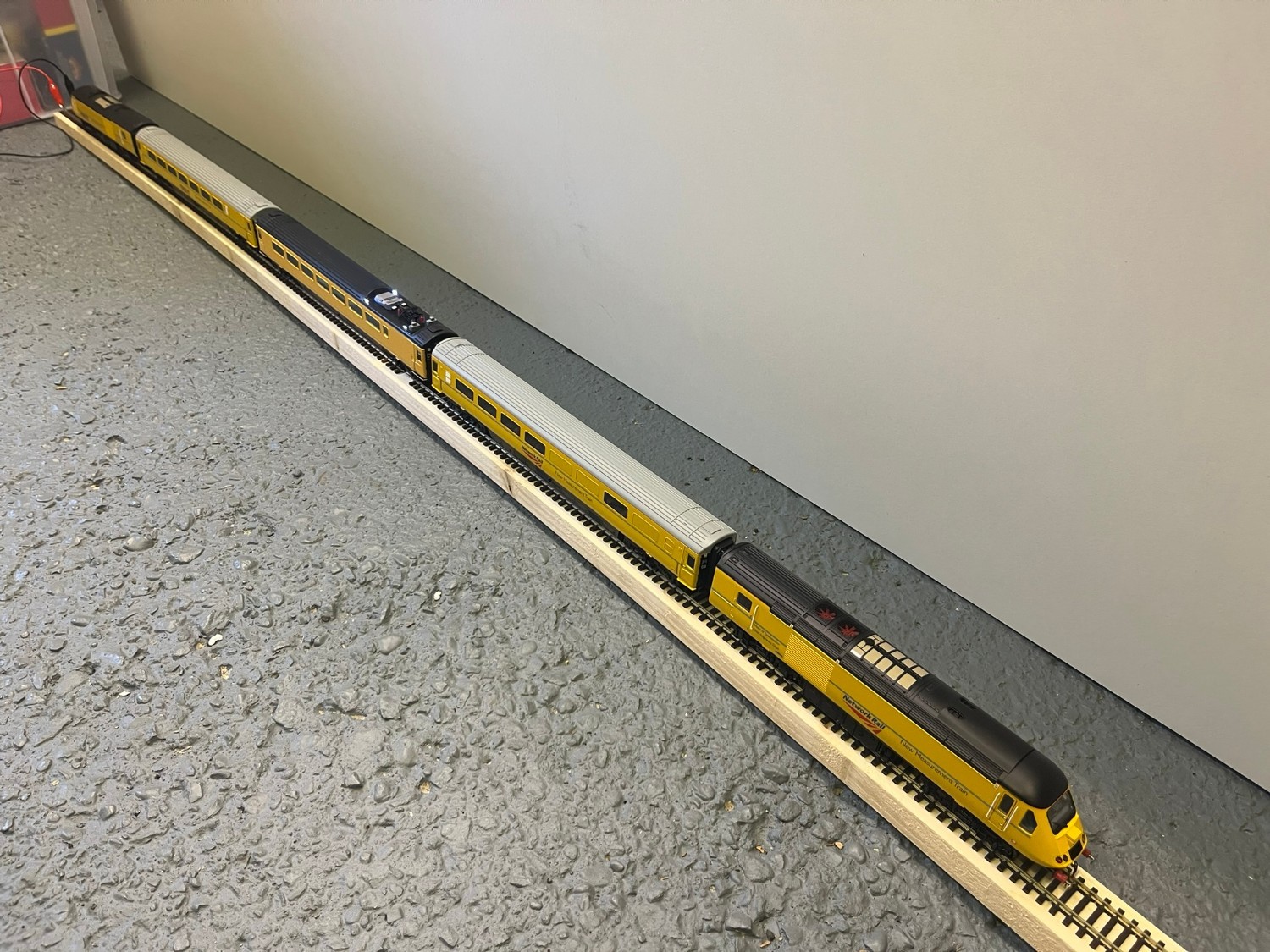 NMT Pantograph - All Done - NMT Pantograph Car Custom - RMweb