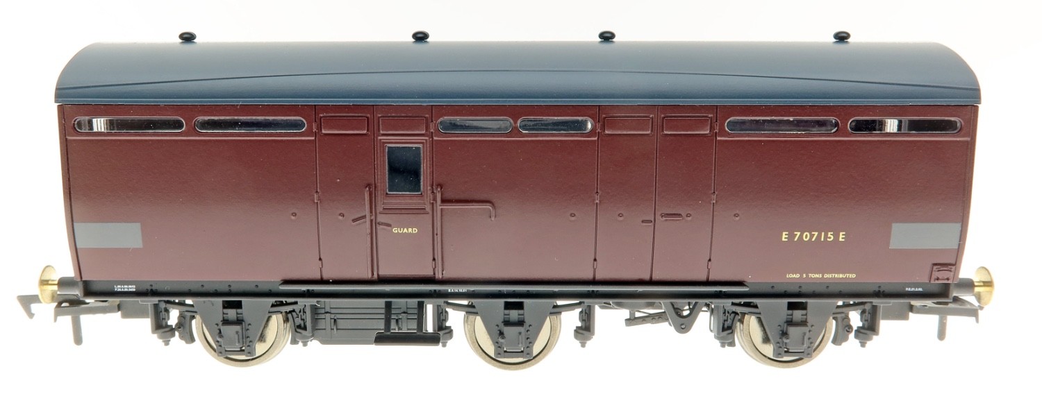 TMC/EFE British Railways Eastern BZ six wheel brake/luggage van - TMC ...