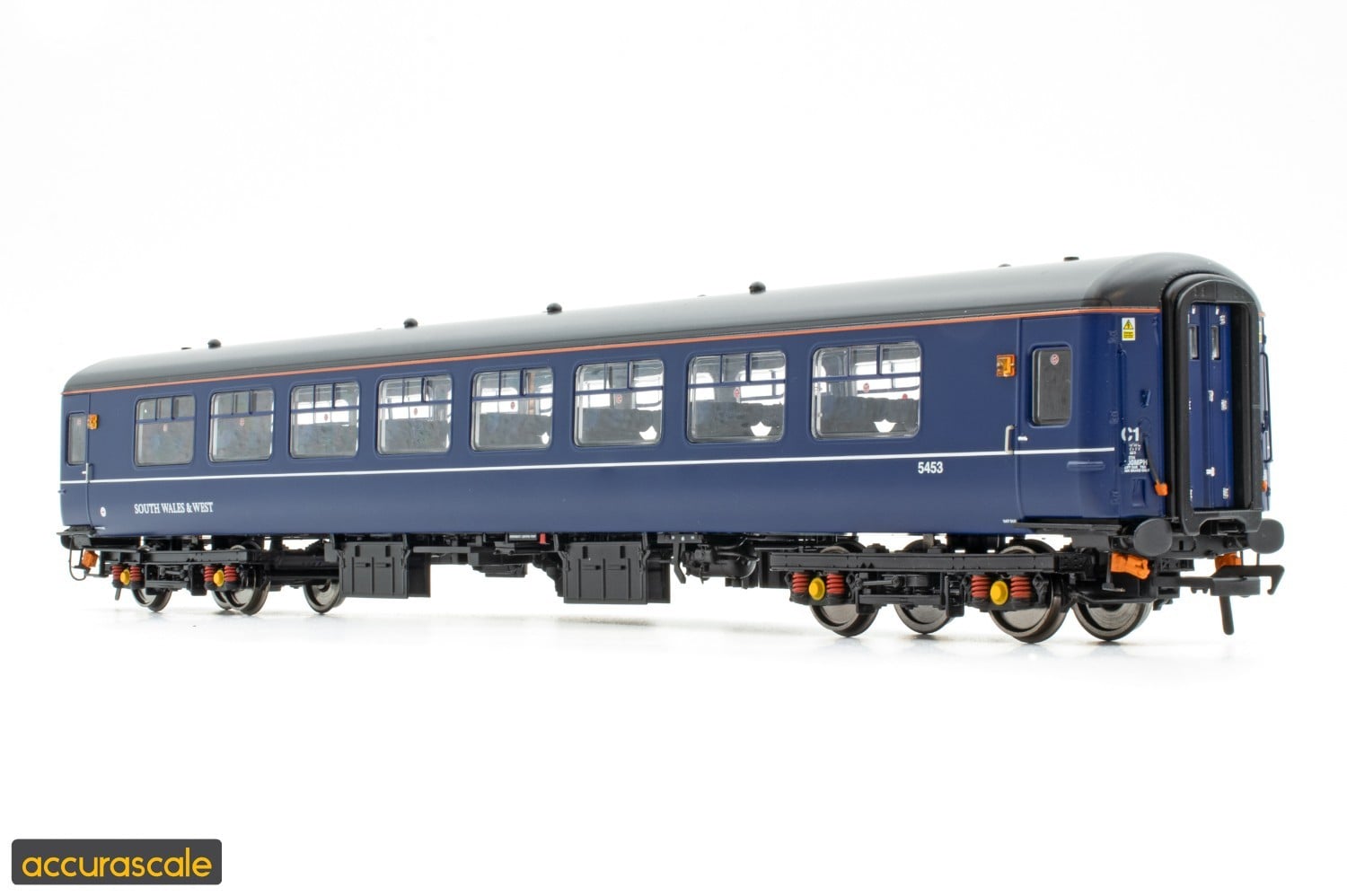 New Accurascale Mark 2 Coaches Run, Now With Bigger Toilet Windows ...