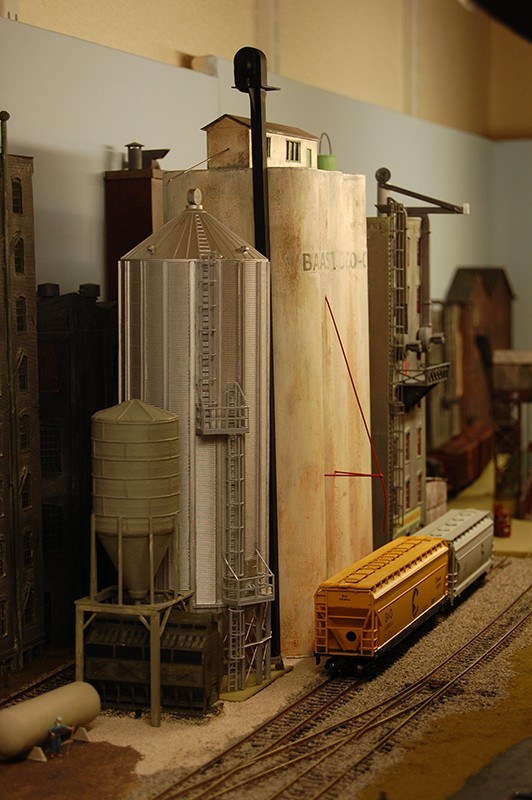 Best method of sticking buildings down on a layout - Modelling ...