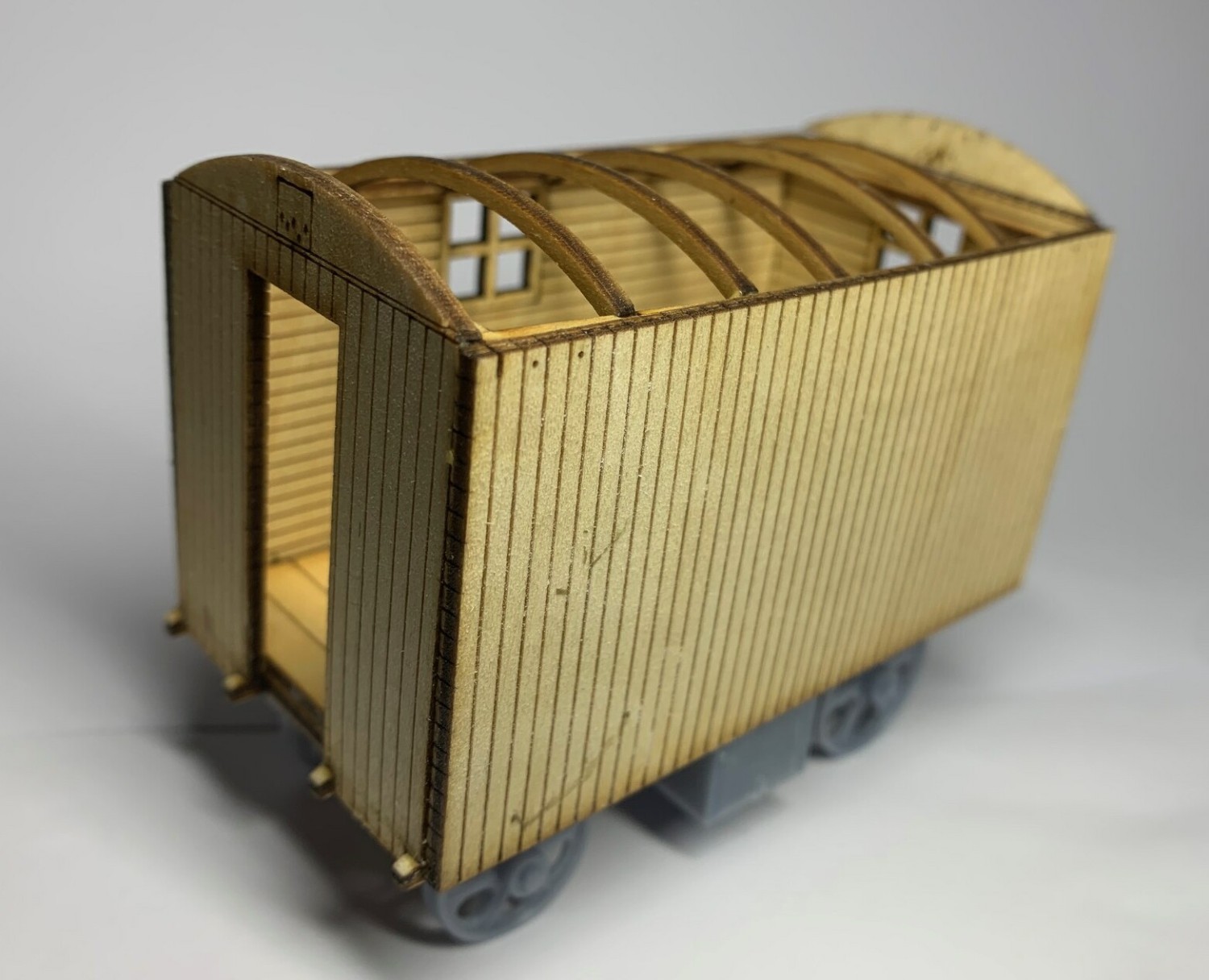 Making a Living Van - Up the Line - 1918 - RMweb