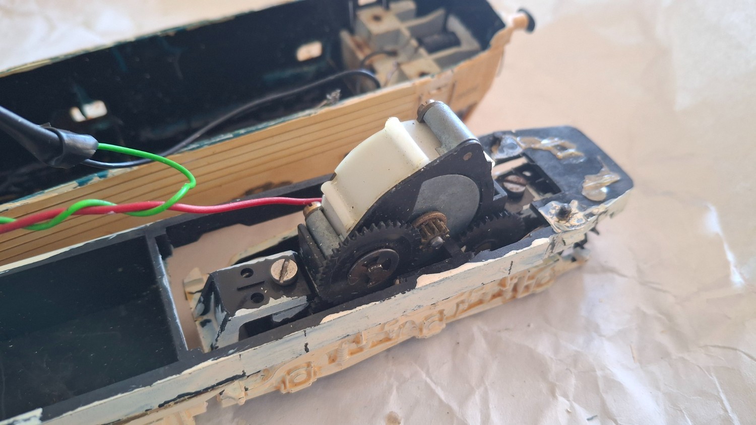 Rescuing a "Hornby" D0260 Lion - Modifying & Detailing RTR stock - RMweb