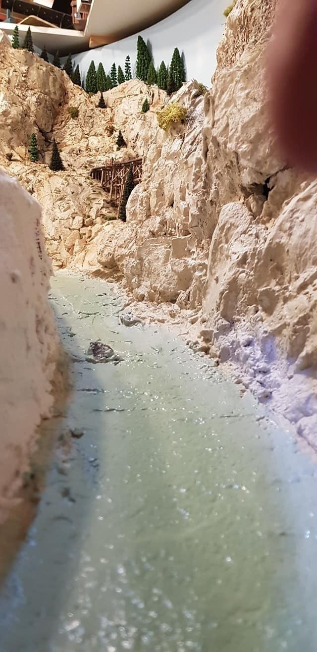 Modelling water using epoxy resin - Modelling Questions, Help and Tips ...