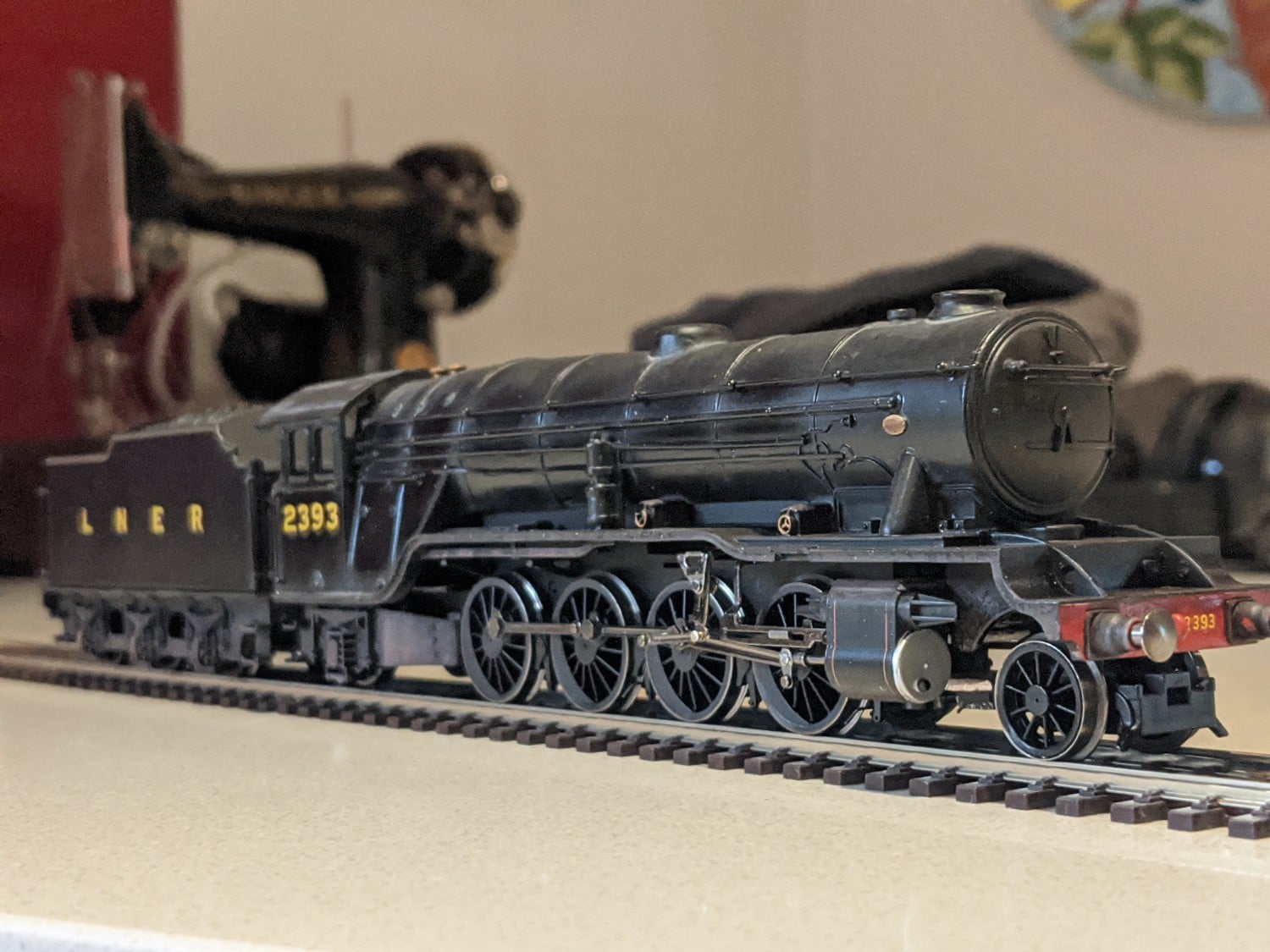 LNER Gresley P1 Hornby Railroad Flying Scotsman conversion. - Modifying ...