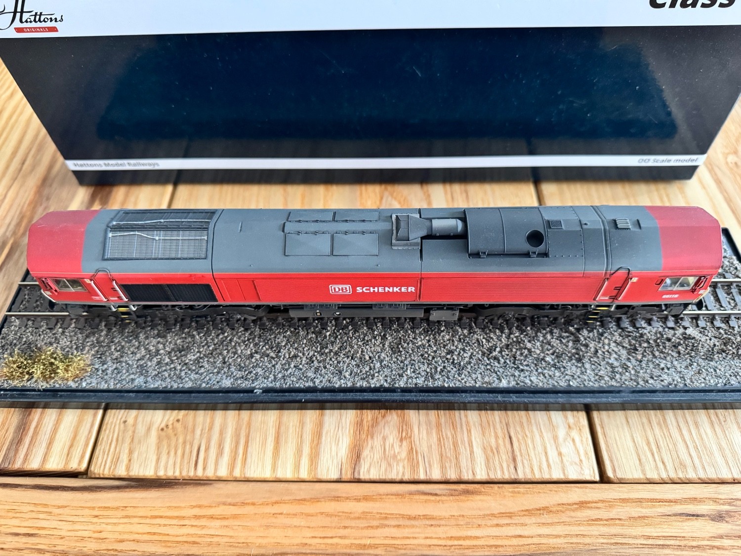 SOLD - Hattons OO Gauge DB Schenker red 66118. DCC fitted, weathered ...