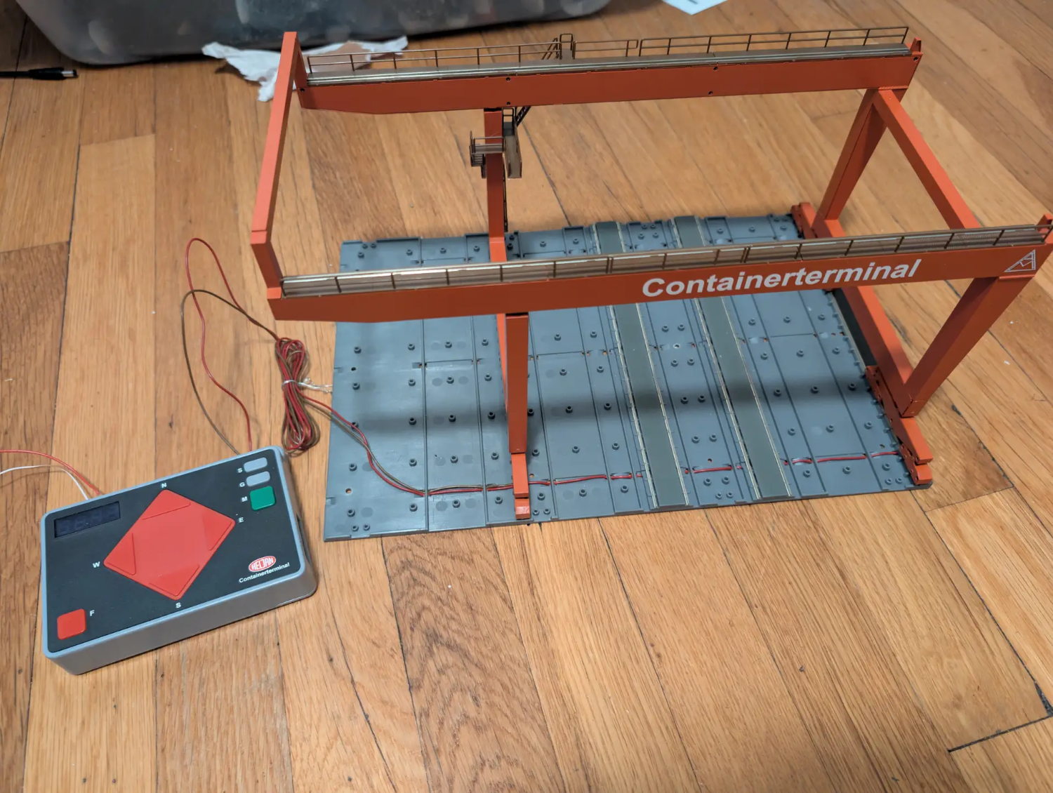 Heljan operating crane issues - Need major help with electronics issues ...