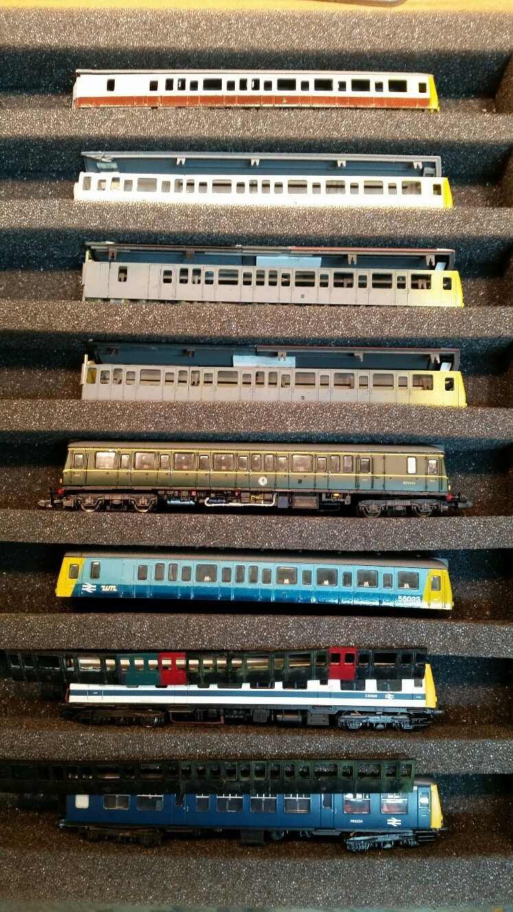 DMU bashing In N - Modifying & Detailing RTR stock - RMweb